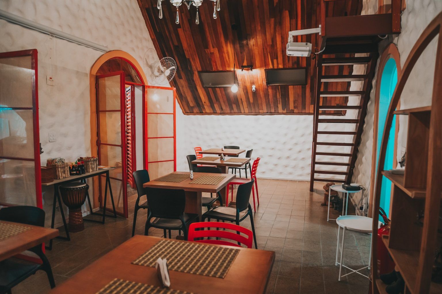 The Benefits of Swinging Doors for Your Restaurant - PACE Business