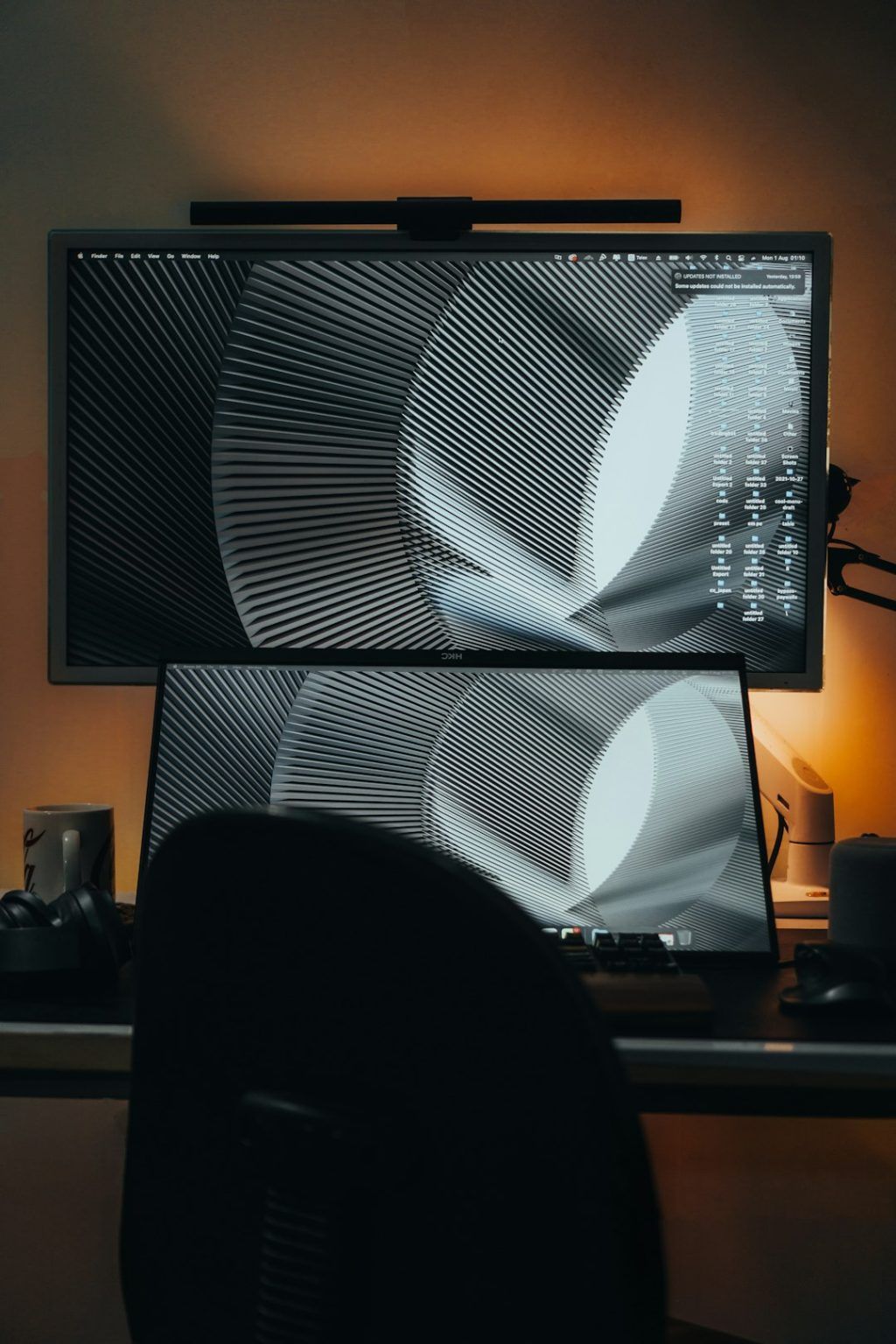 How to Fix Discoloration and Distortion on a Computer Screen - PACE ...